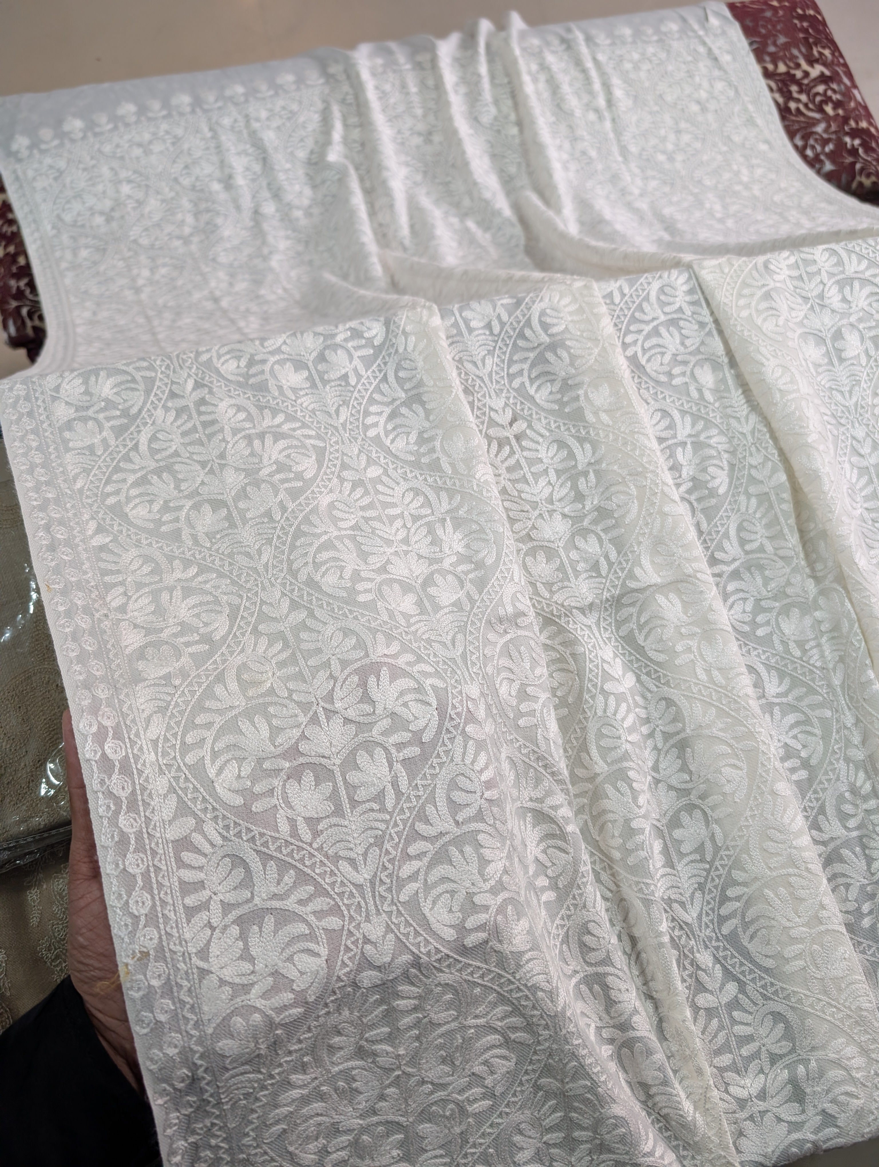 Pashmina Embroidered Shawl | Kashmiri Aar Work Embroidery Perfect Gift ...